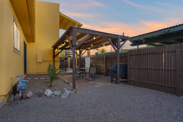 Cactus Casita | Large Yard, Central Location - Tucson, AZ