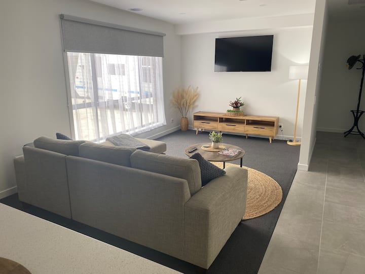 Eureka Gold Stays ( 2 Bedroom & 2 Bathrooms ) - 巴拉瑞特