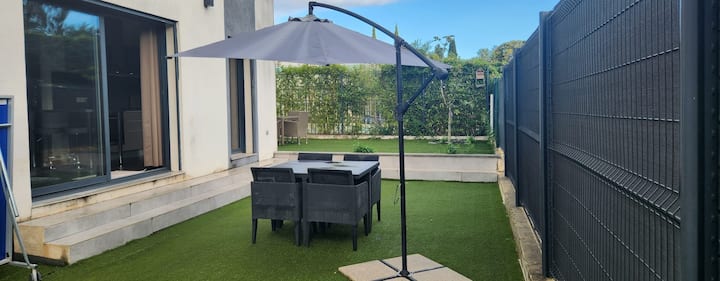 3 Pièces Rdj Dans Villa Contemporaine - Mougins