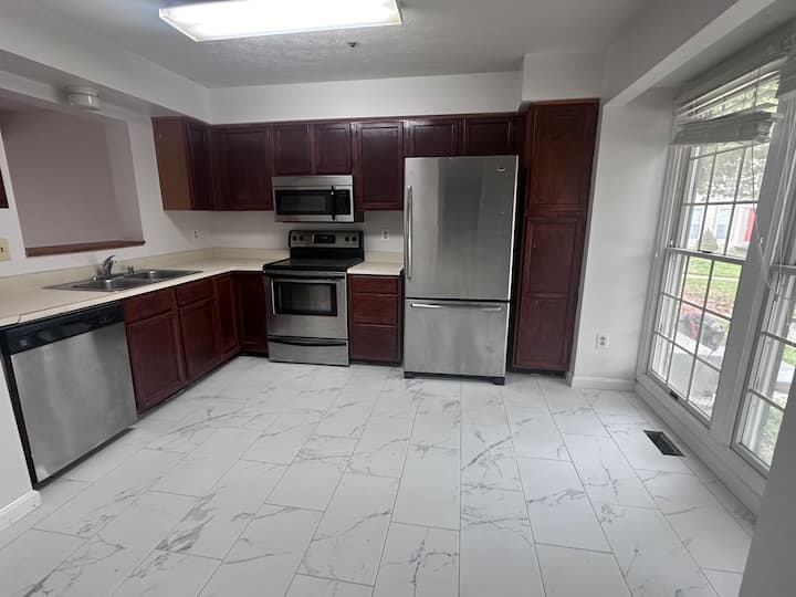 Unfurnished Home For Long Term - Maryland (State)