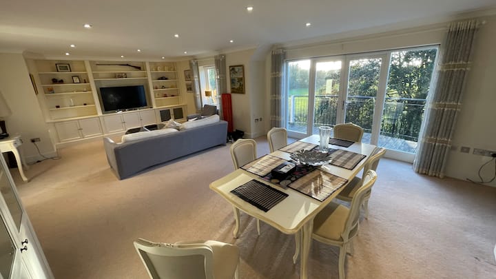 En-suite Rooms Windsor Castle View & Free Parking - Maidenhead