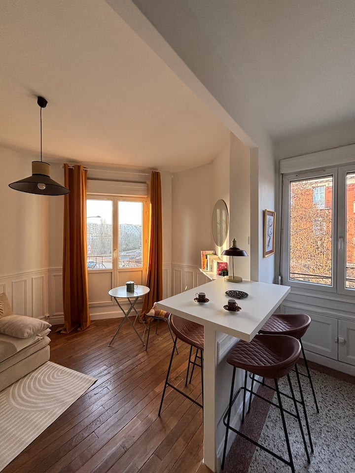 Au Fil De L'eau, Hyper Centre, Cathédrale Et Gare - Reims