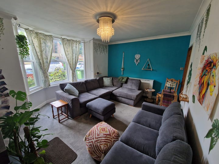 S1 : Entire House-garden & Parking - Southampton