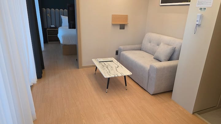 S7 1506#솔리드 주니어#무료짐보관#해운대역5분#해변5분#해리단길5분#정수기ott - Busan