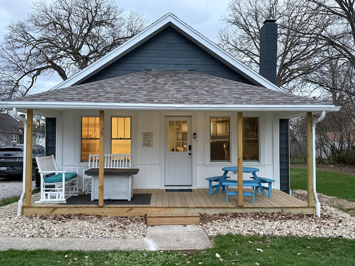 Lake Erie Coastal Cottage *Under 30m> Cedar Point - Vermilion, OH