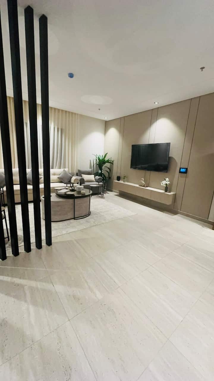 شقه مودرن حي الياسمين 3 غرف و1صاله و3 دورات مياه - リヤド