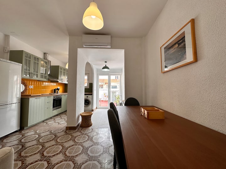 Season Av. Malvarrosa - Valencia