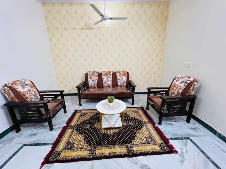 Aura Diamond  (Tolichowki)  Hyderabad - Hyderabad