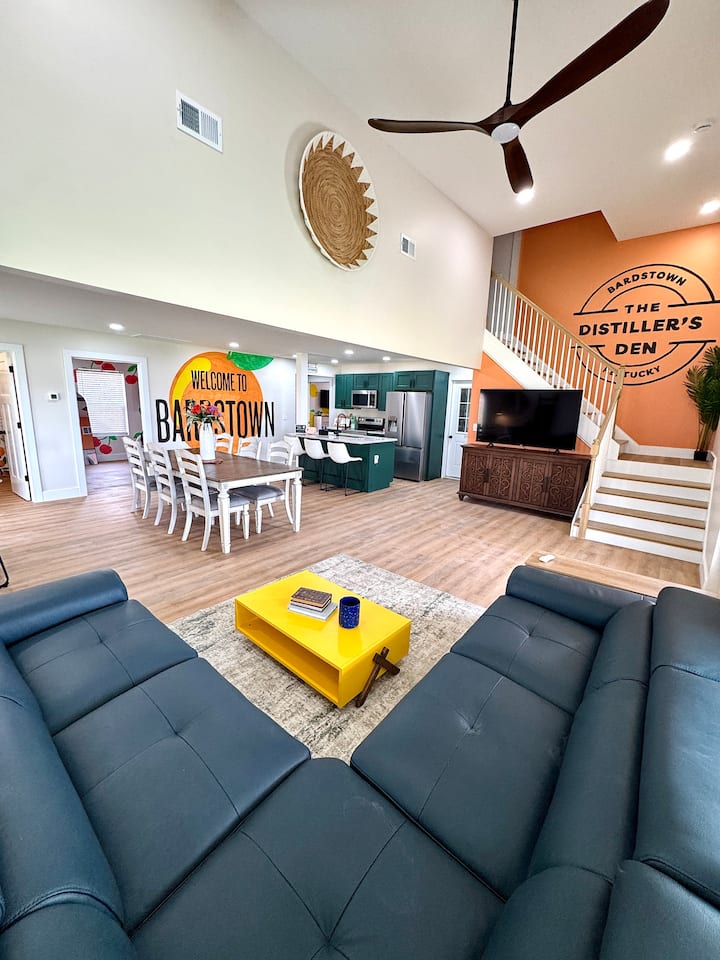 Distillers Den Hottub, Air Hockey/net, Bar, Bags - Bardstown, KY