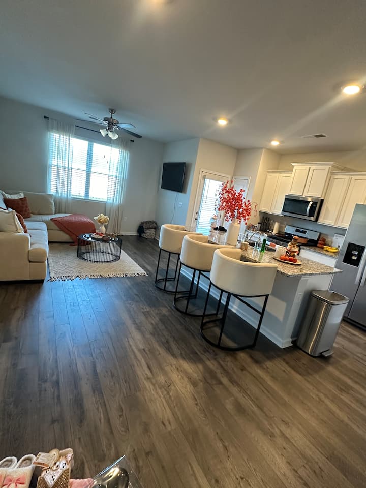 Perfect 2 Bedroom 2.5 Bathrooms For Masters Week - Aiken, SC