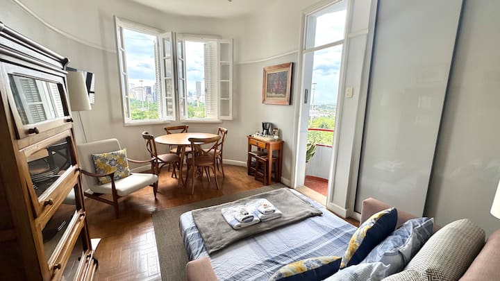 Studio Com Vista Na Glória | Feira Da Glória - Glória