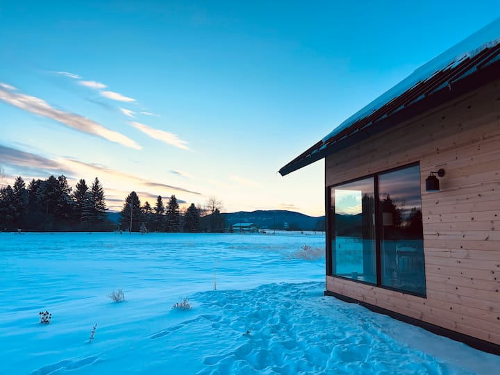 Modern Boho Cabin • Epic Views + Infrared Sauna - Four Corners, MT