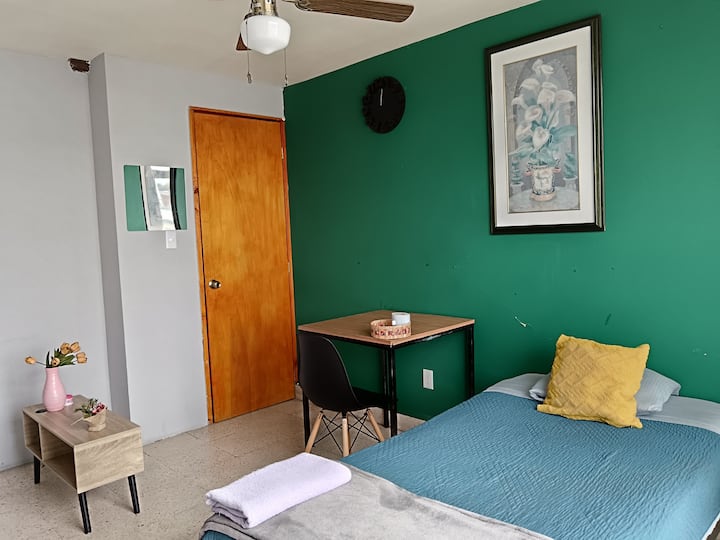 Habitación Con Baño Compartido - Córdoba