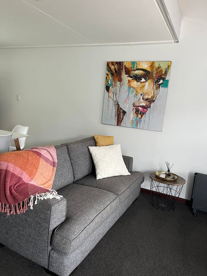 Self-contained Apartment
Location Location - Whangārei