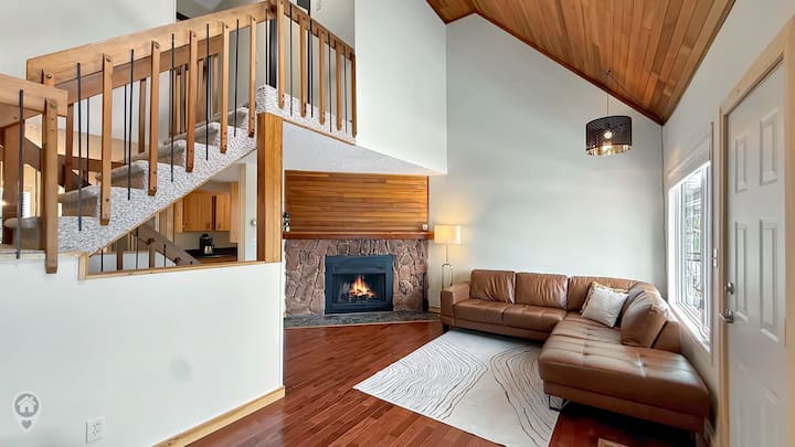 The Big Dipper - 3 Bdrm Mountain Vista - Kimberley