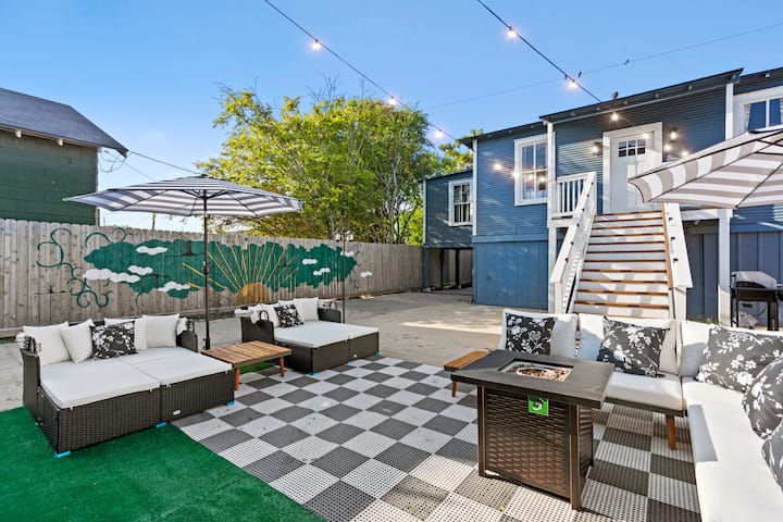 Pet Friendly - Walk To Beach - Long Stays Welcome! - Galveston, TX