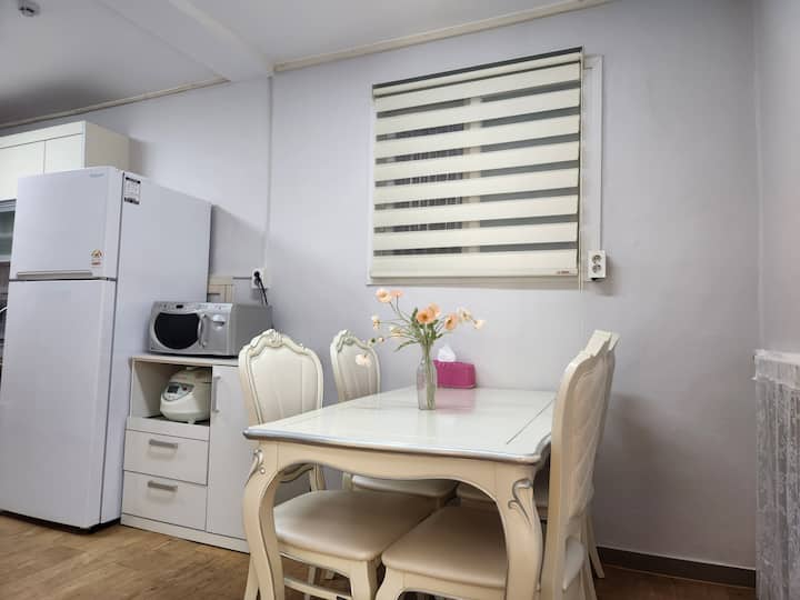 대명역101 (The House Of Gallery) - Daegu