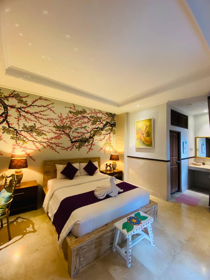 Hidden Sakura Room Balinese Stay - Indonesia