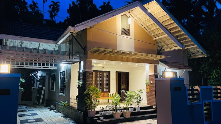 3 Bhk Riverside Villa Nearby Serene River, Highway - Nilambur