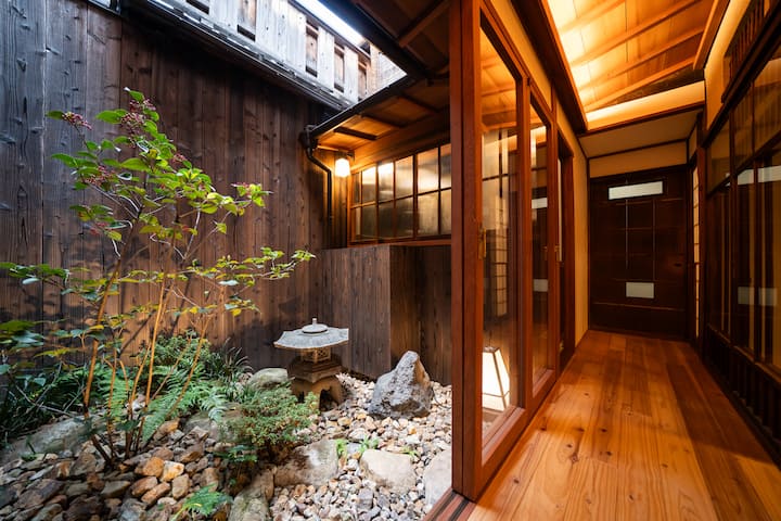 【Kyotofish・unken】historic Ochaya - Kyoto