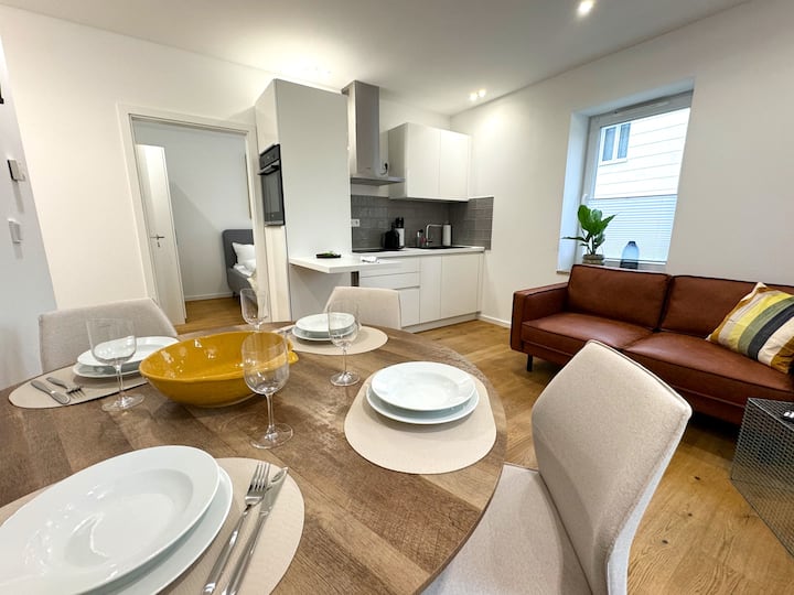 Urban Apartment | Zentrum | Privater Parkplatz - Augsburg