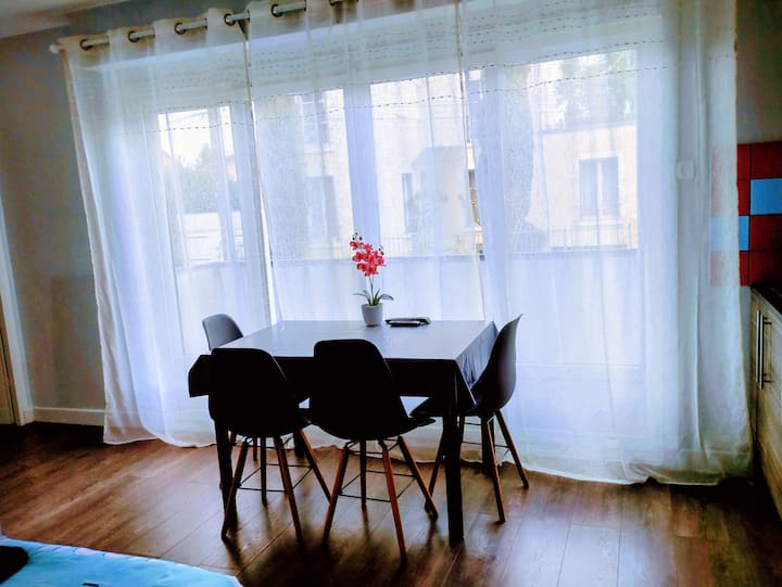 Appartement 2 Pièces Indépendant Dans Un Pavillon. - Méry-sur-Oise