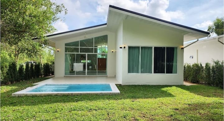 Laemyah Nature Pool Villa Rayong - Ko Samet