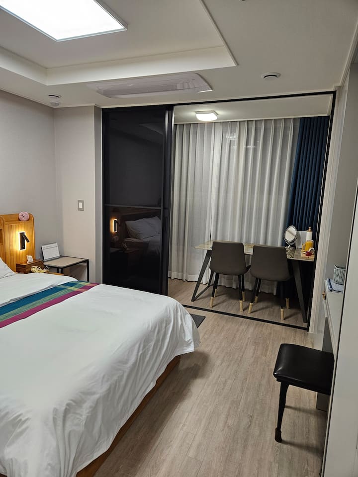 [하버스테이5-1] #월미도#차이나타운#인천공항#인하대학병원#신포국제시장#연안부두# - Incheon