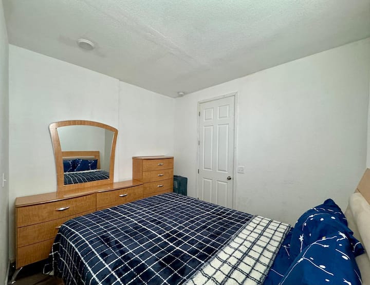 Private 1 Bed 1 Bath By The Airport - Denver Airport (DEN)