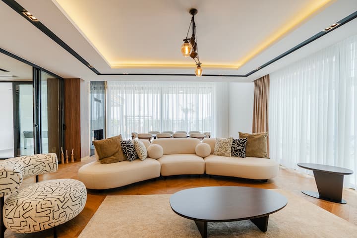 6-bedroom Villa W/ Pool & Sauna - Turkey