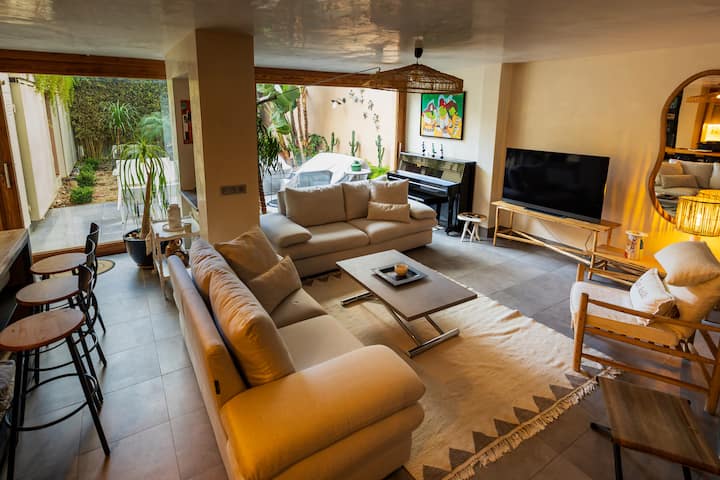 Dar Badïa 
Maison D'architecte Au Cœur De La Marsa - La Marsa