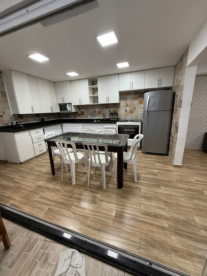 Casa  Simples 
J Rei Imóveis - Matinhos