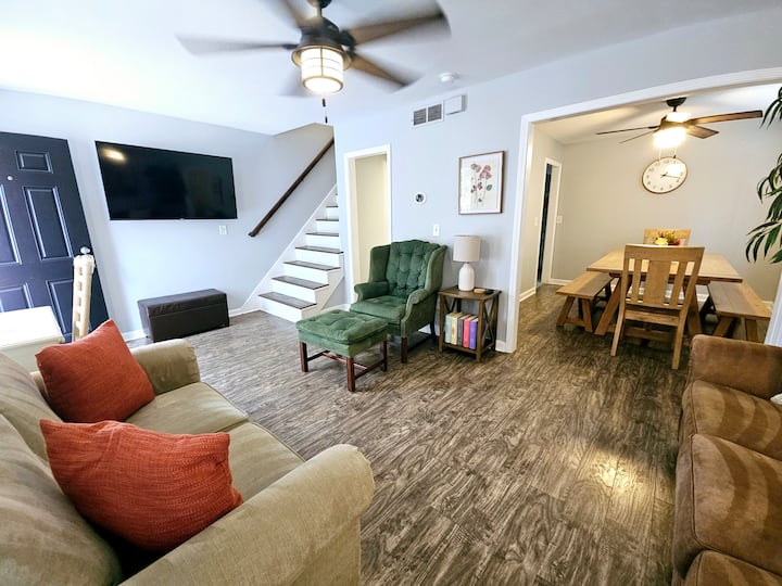 Madrona's Park Circle Place- Economic Comfort - North Charleston, SC