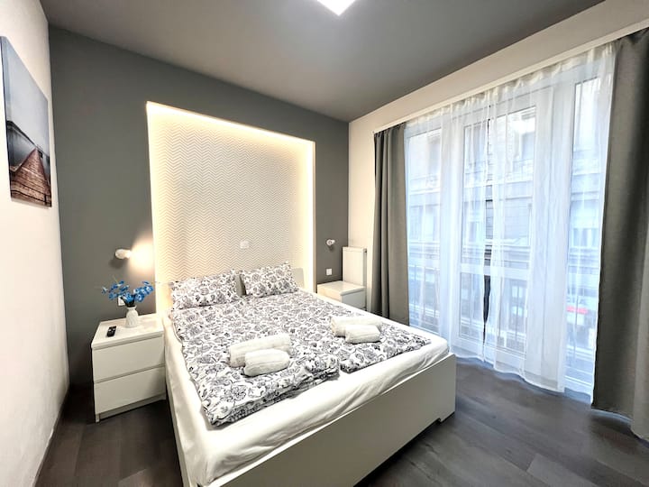 Modern Marble Home @Center W Balconette - Budapest