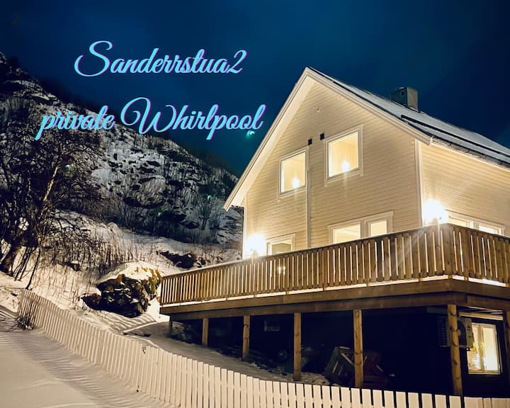 Cozy, New & Modern With Whirlpool In Stamsund - Norway