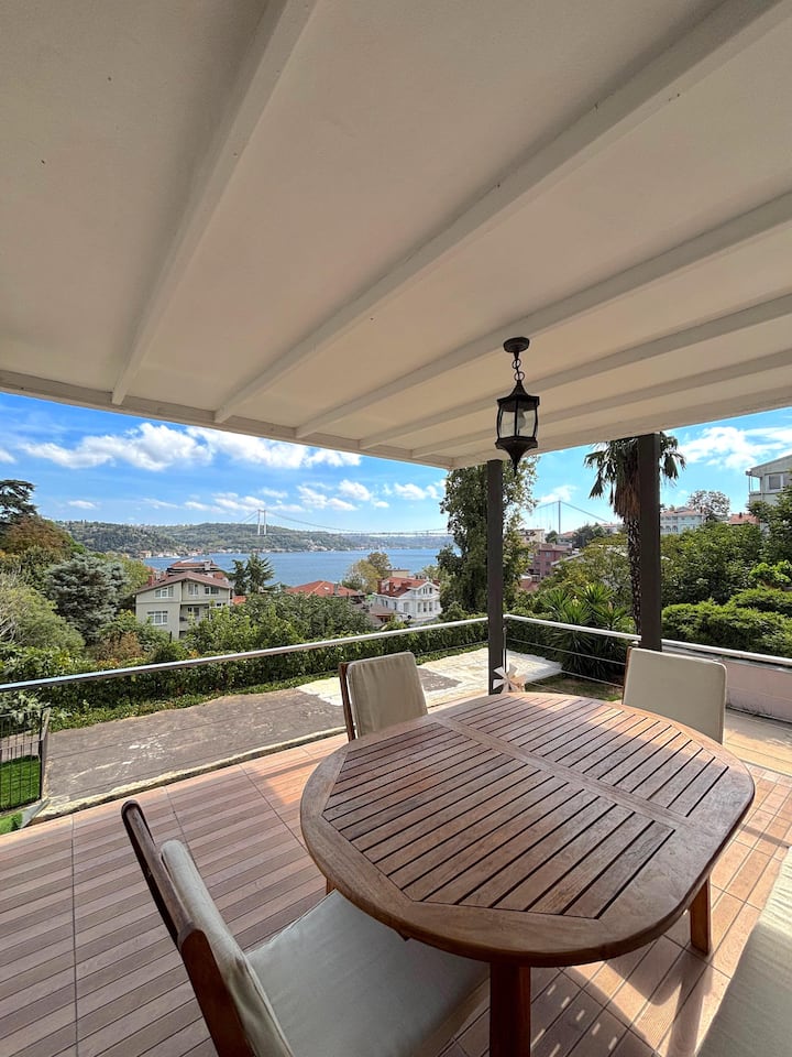 Ground-floor Apt With Terrace Access In Emirgan - Riva