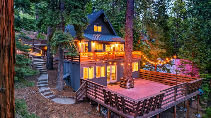 Washoe Way By Avantstay | Beach Access Included - Tahoe City, CA