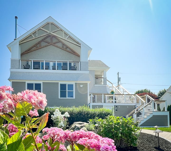 Grace’s Beach Retreat - Newport, RI