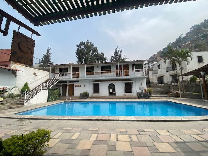 La Casona De Pompeya Hospedaje - Santa Eulalia