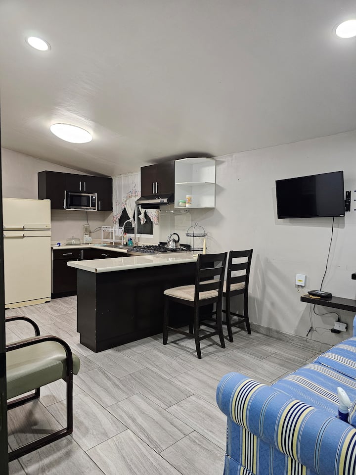 Pequeño Y Cómodo Departamento - Tijuana