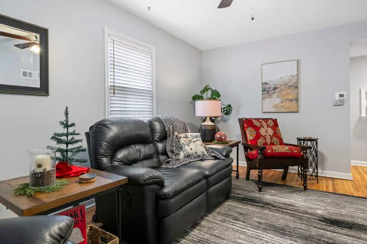 Cozy Getaway Home Close To Shopping And Events - Lincoln, NE