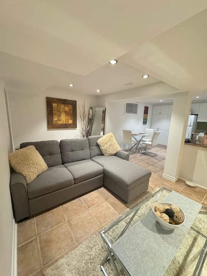 Cozy Spacious Apartment - Vaughan