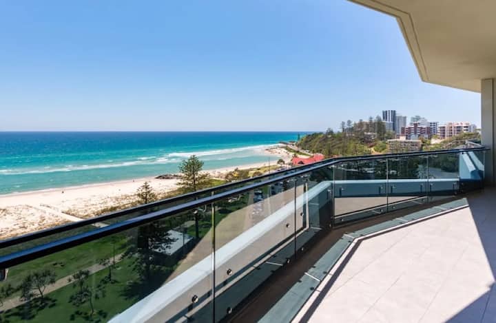 Beachfront In Kirra Beach - Coolangatta