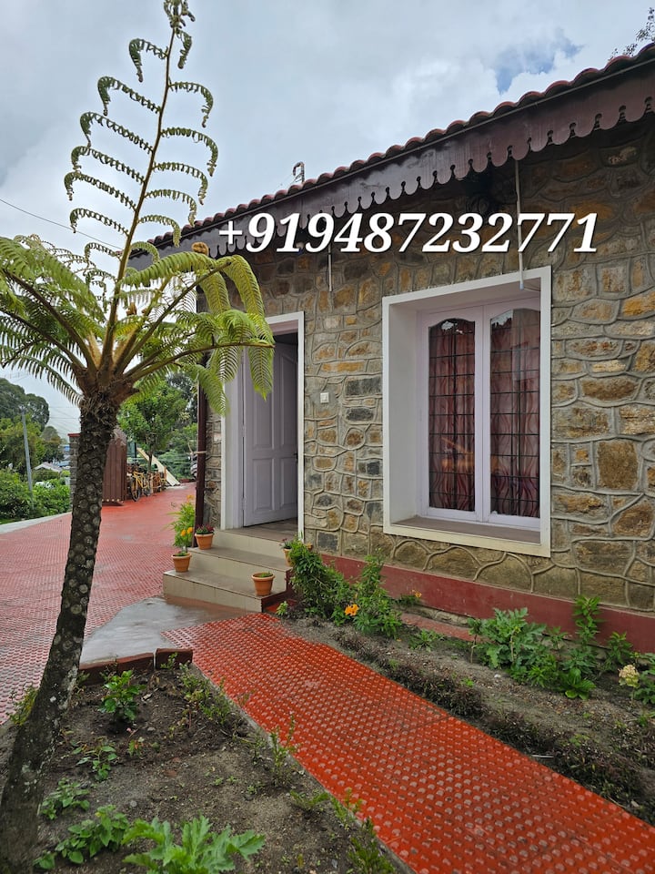 Budget Private Room Near Lake -Green Room - Kodaikanal