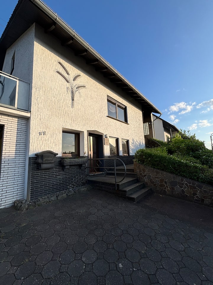 Ruhige Ferienwohnung Am Saberg - Mayen