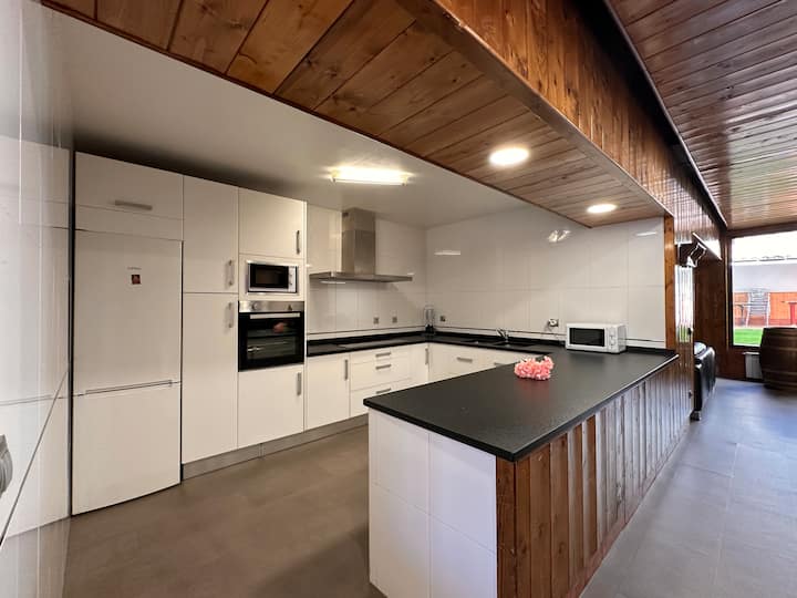 Casa Rural Casa Leuza 22 Pers. - Los Arcos