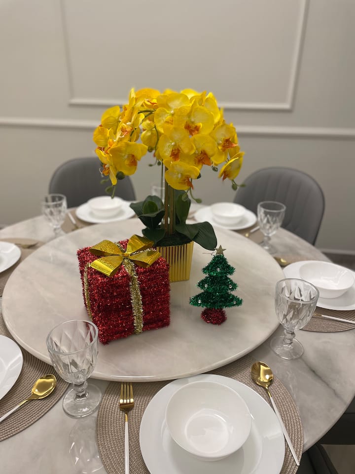 R&f Seine Region 4br Seaview Modernluxury Orange - 조호르바루