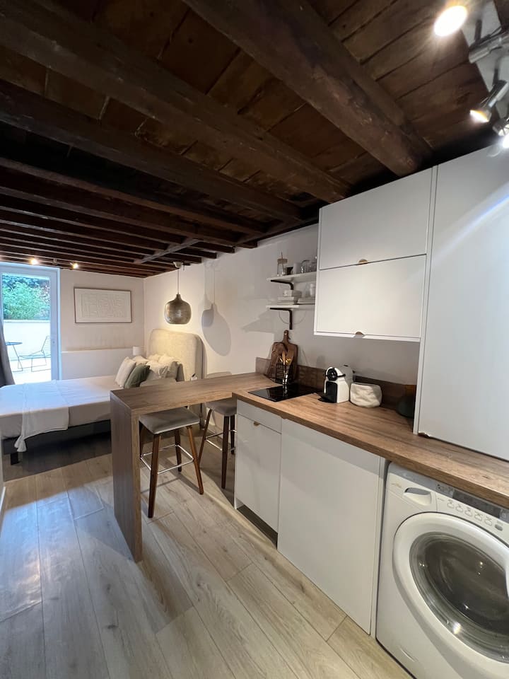 Le Condorcet & Sa Cour Privée - Dijon
