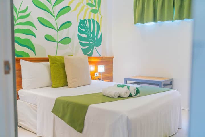 Royal Suites Adapted Room - San Vicente