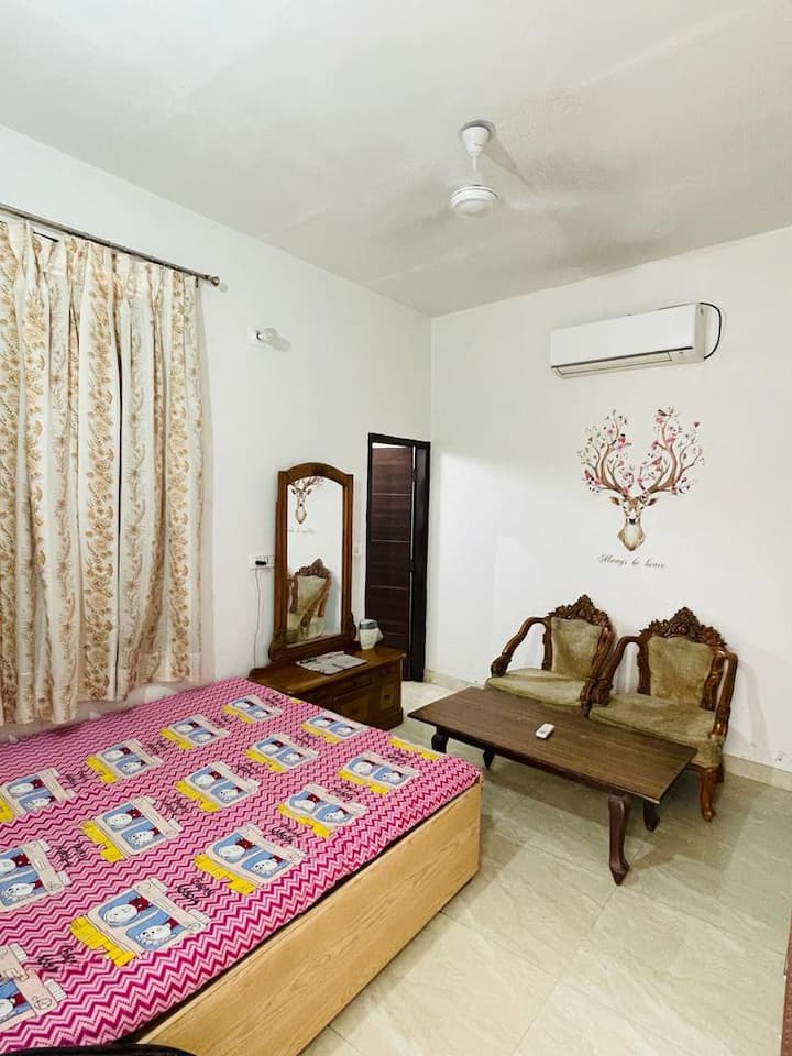 Best For Girls Guests. - Bathinda